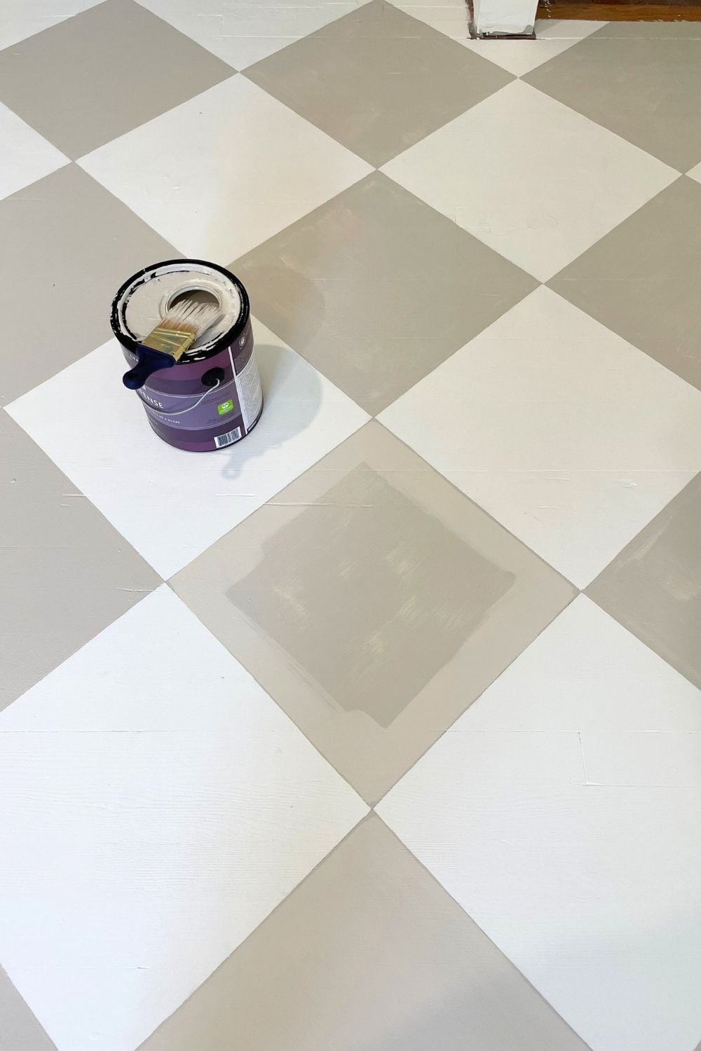 Checkered Painted Floor: Best Way to Get Stunning Results